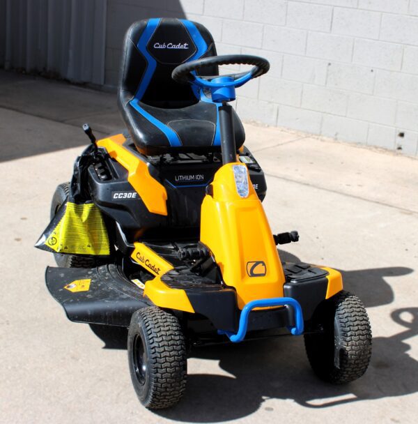 Cub Cadet CC30E | Colorado Golf & Turf